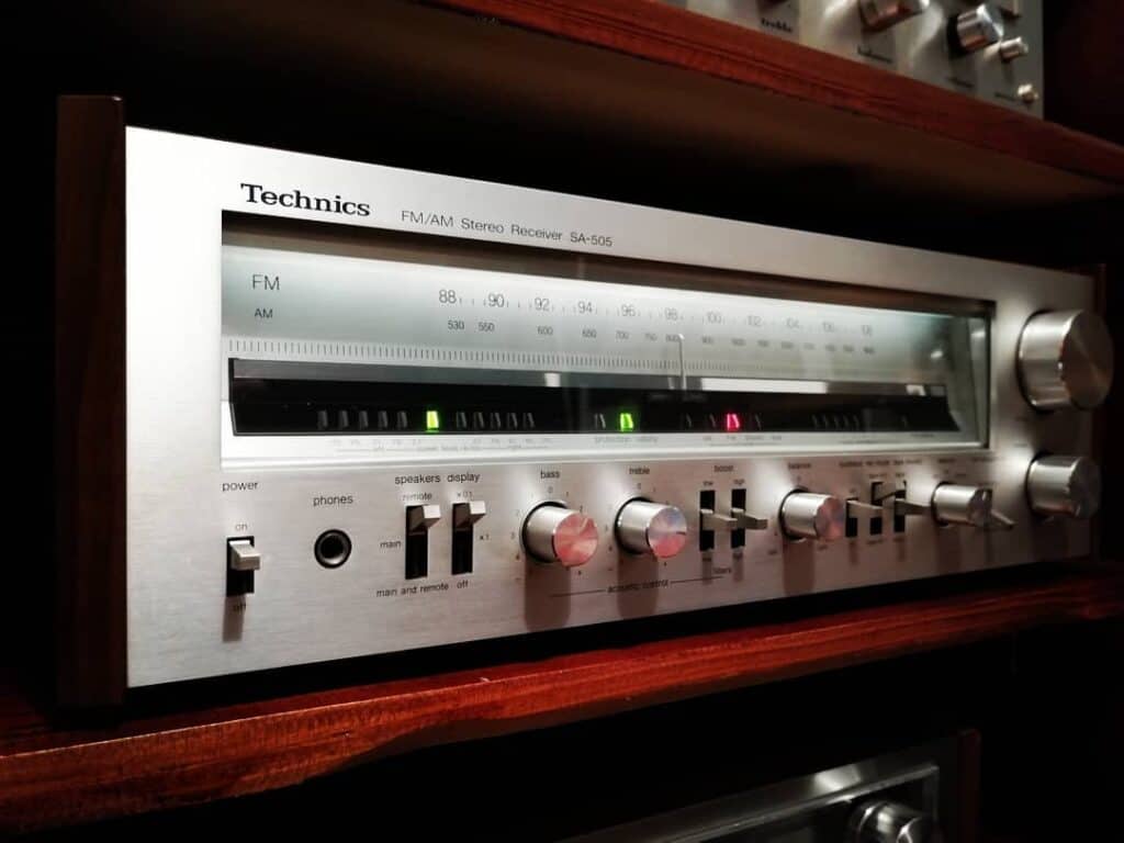 Technics SA-505 – Sintoamplificador estéreo vintage de alta fidelidad